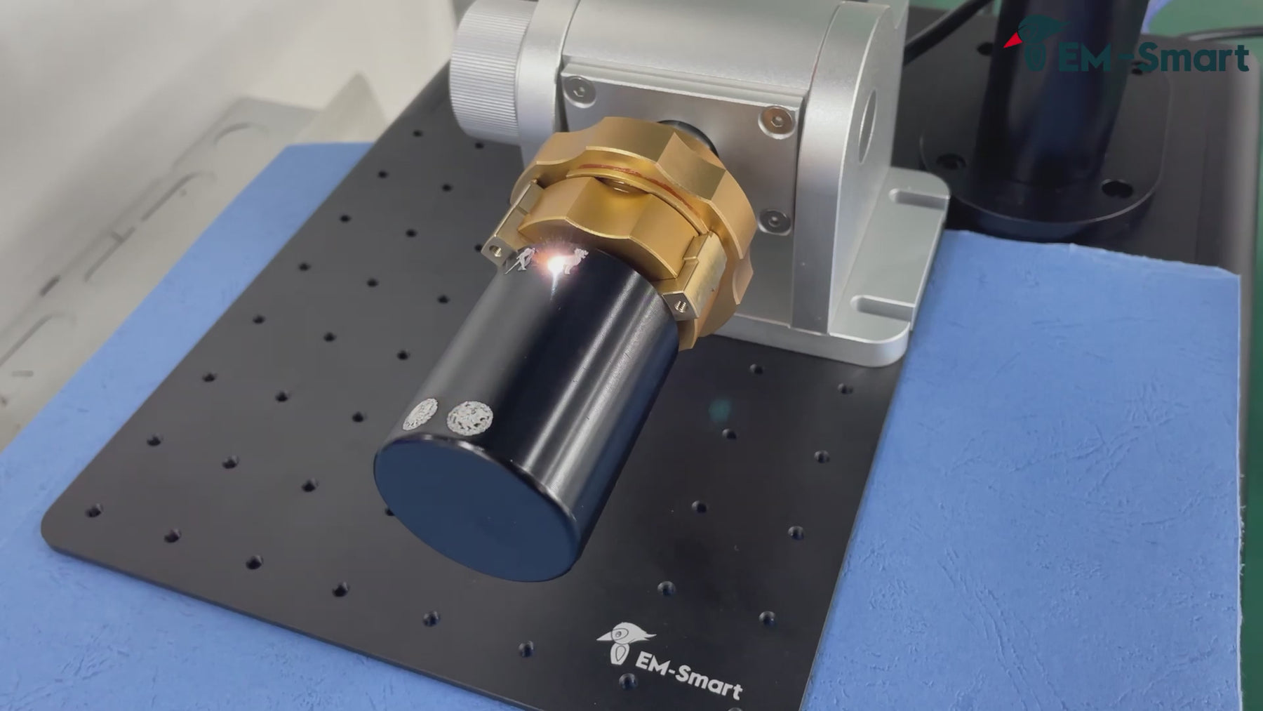 25W Foldable & Portable Fiber Laser Engraver - EM-Smart Nova